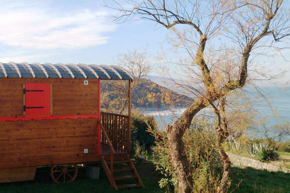 Fabricant de caravanes en bois : constructeur de caravane roulotte ...